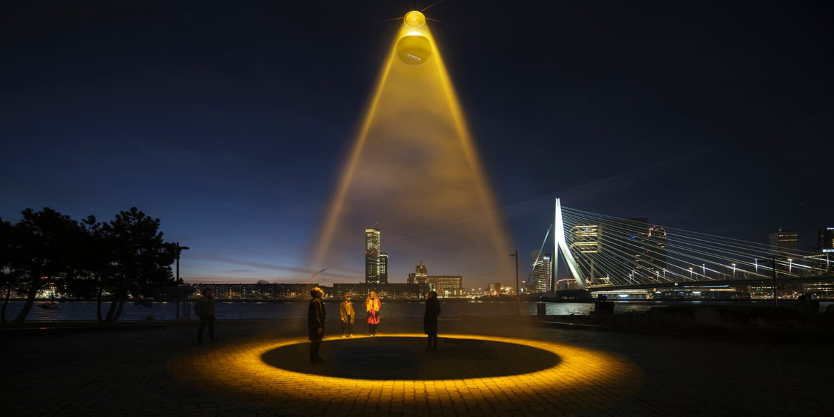 Urban Sun by Roosegaarde cleans public spaces of the coronavirus | PolymorphArt.net